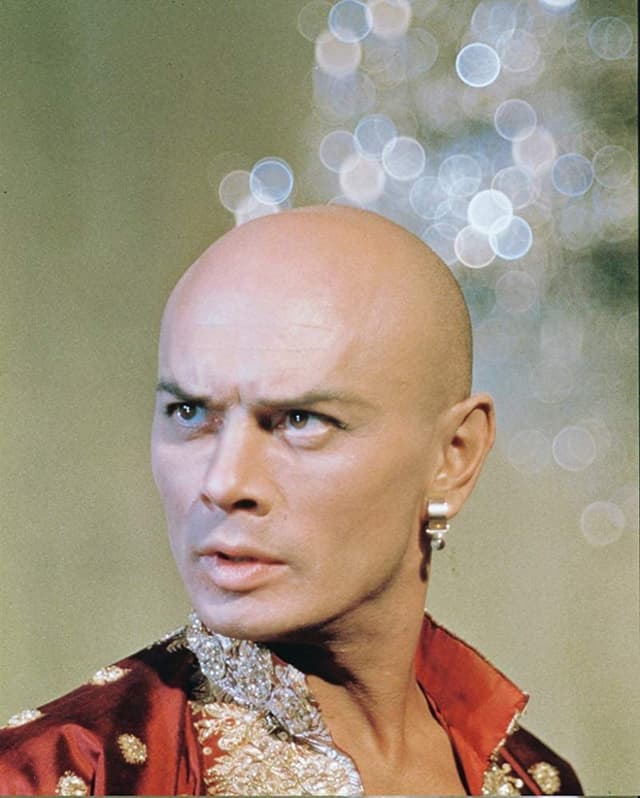 I'm Making Peace With Male Pattern Baldness And Becoming A Bald King